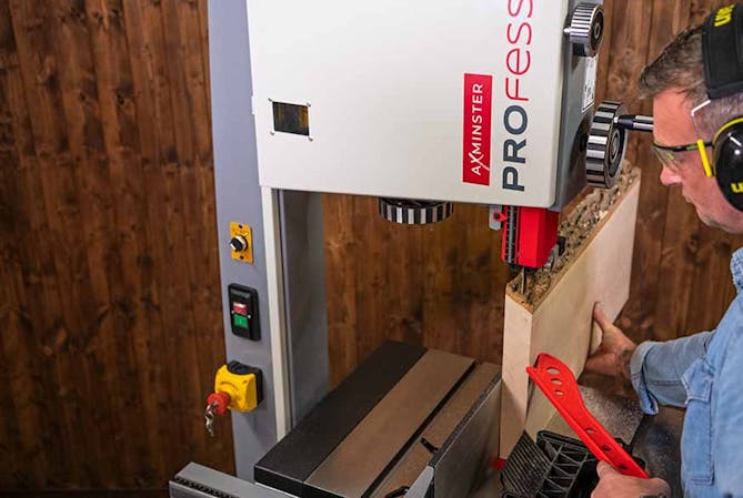 Axminster Professional AP3600B Bandsaw 230V | Axminster Tools