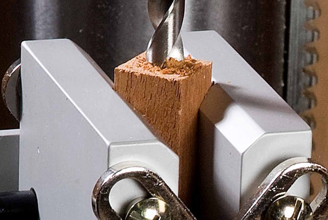 Axminster Woodturning Pen Blank Centering Vice | Axminster Tools